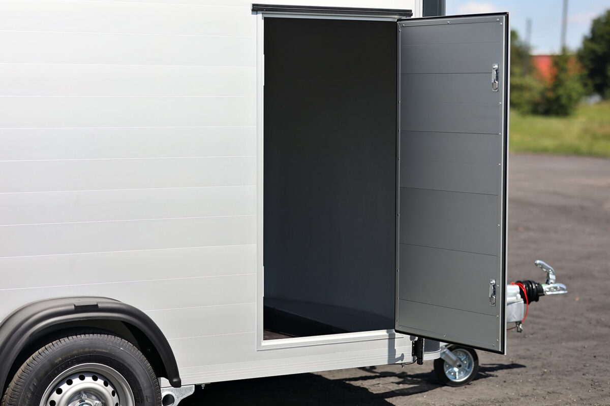 Roadster C300 Box Trailers - D&G Trailers