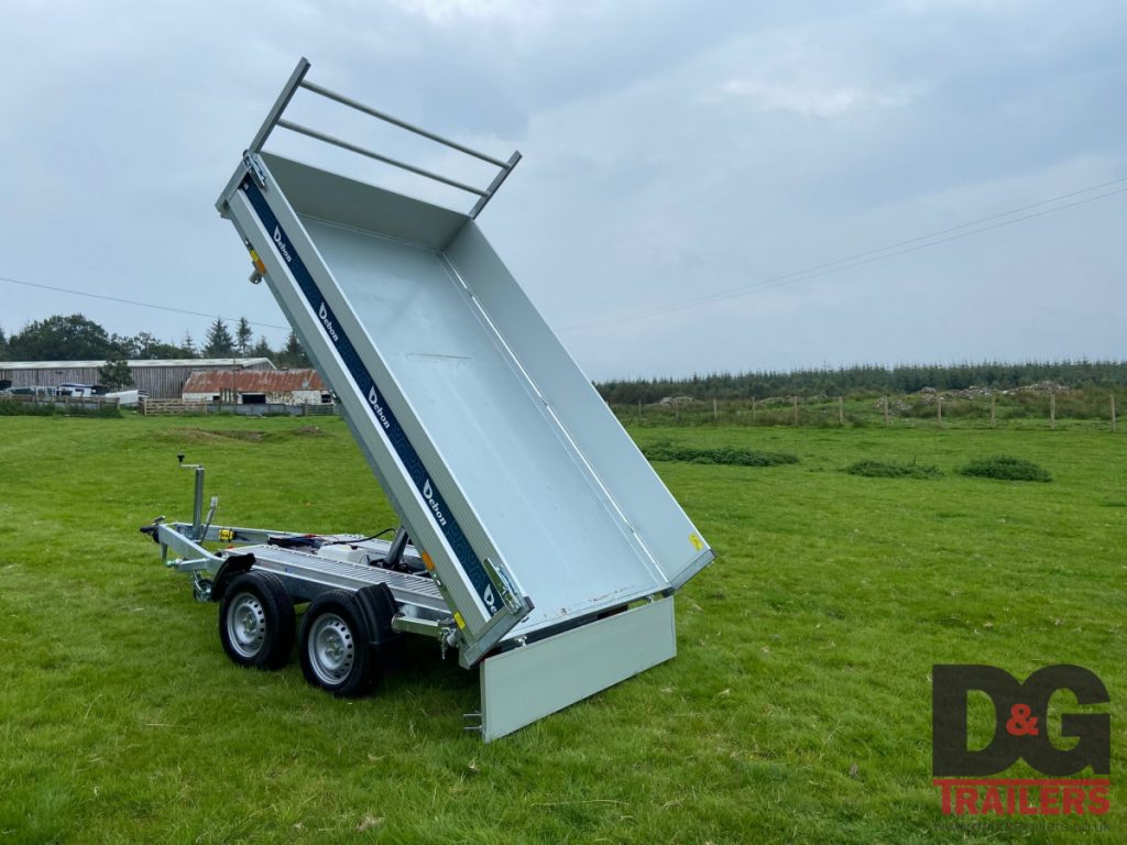 Debon PW2.4 Three Way Tipping Trailer 2600kg Gross - D&G Trailers